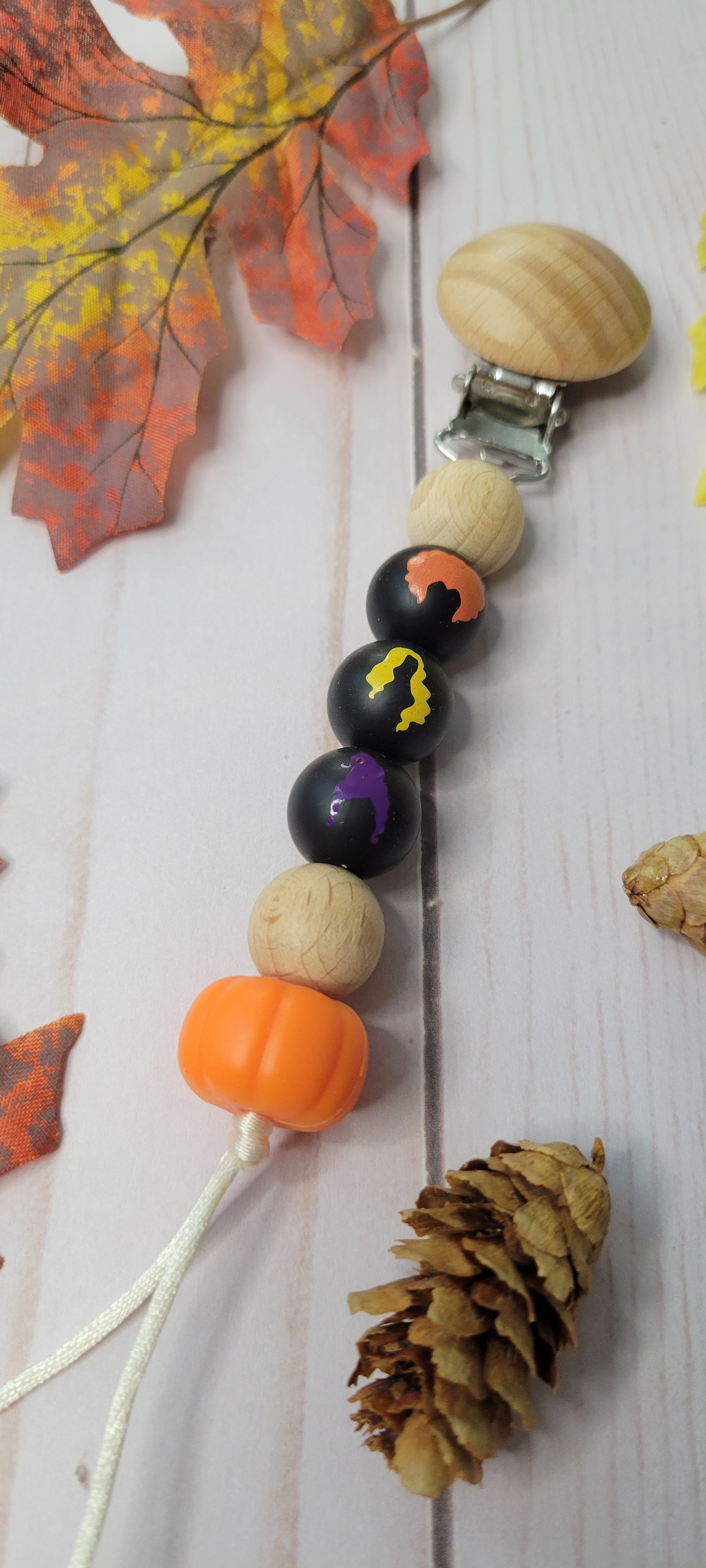 Hocus Pocus Inspired Pacifier Clip, Beechwood and Silicone – Sassy Silicone