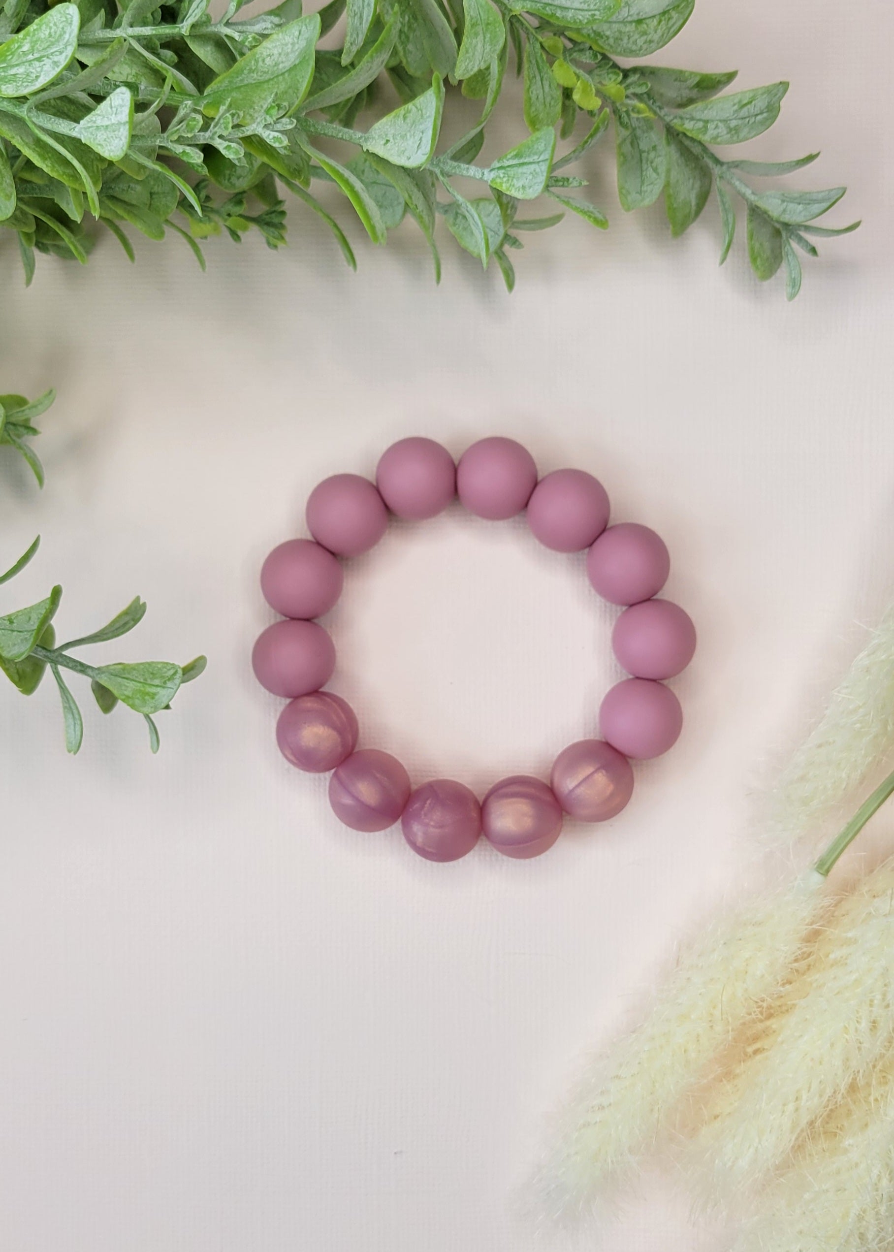 Dusty Pink & Pearl Teething Ring – Sassy Silicone